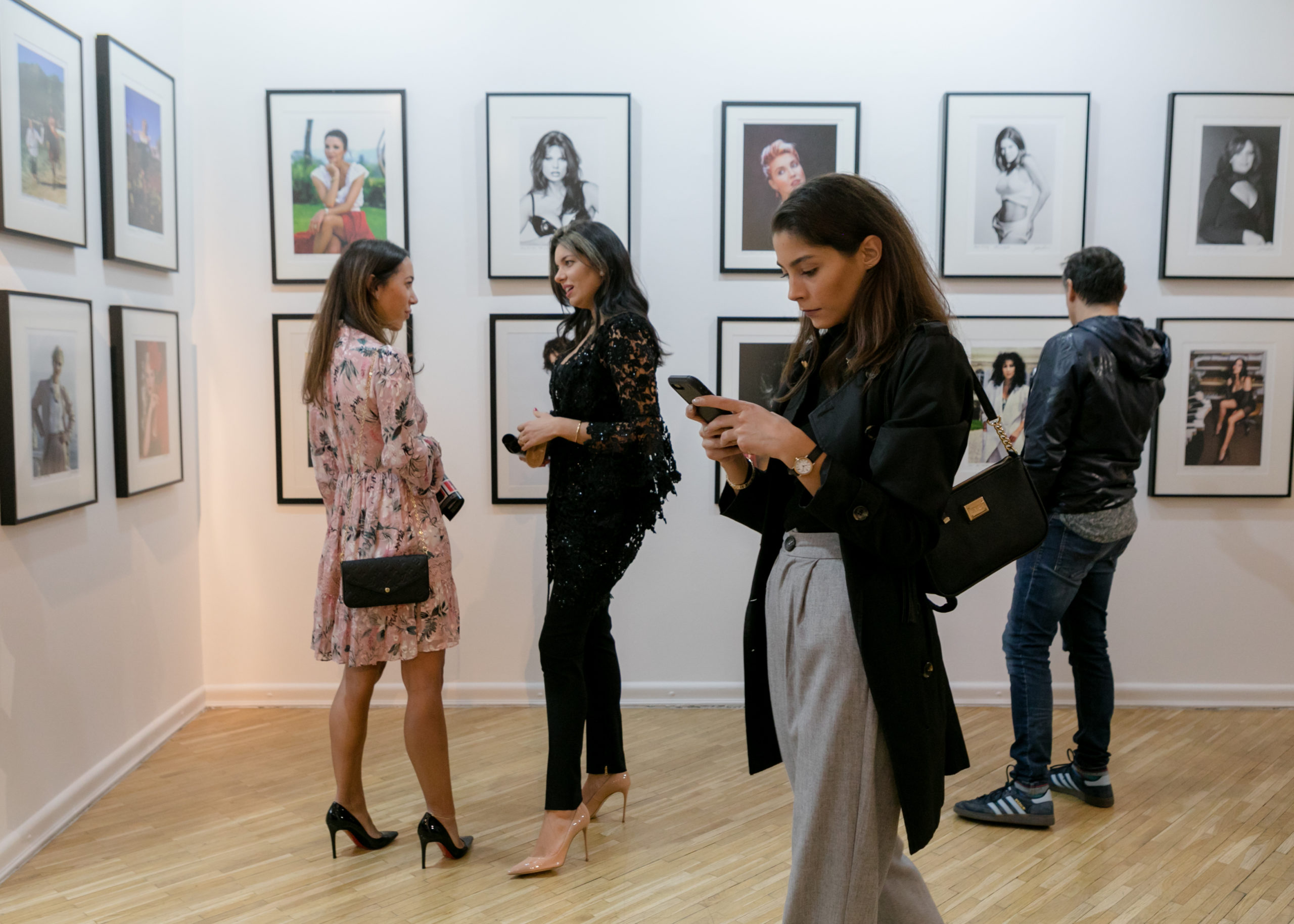 Otvorena izložba “Jadran Lazić: 50 godina fotografije” u galeriji Arte ...