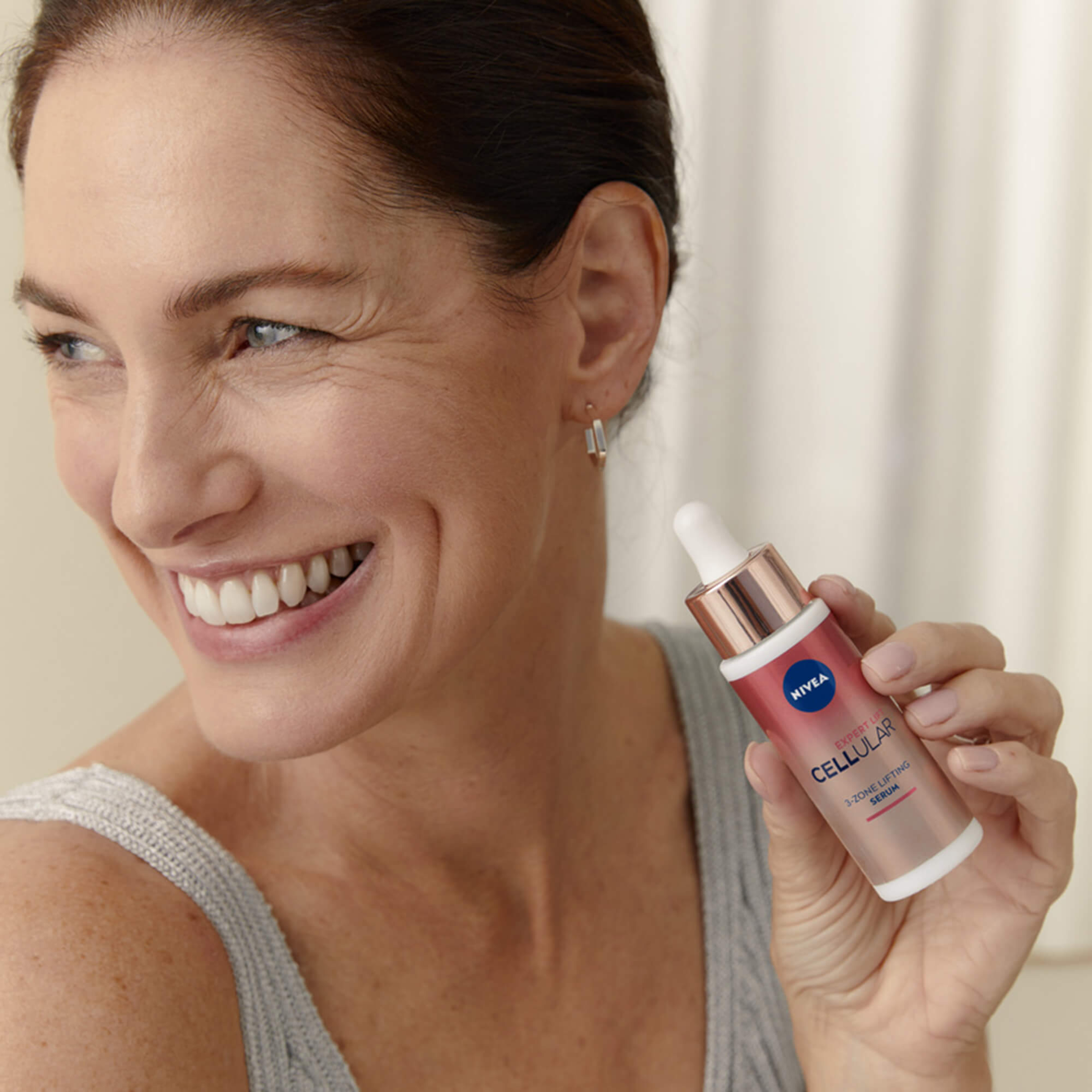 Nivea Cellular Expert Lift Serum | FashionMag42